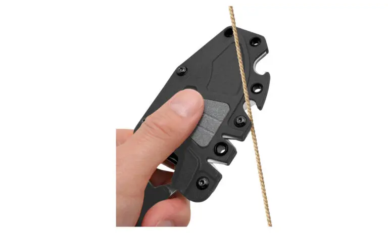 Camillus Comb Black Fixed Blade Knife | Camillus